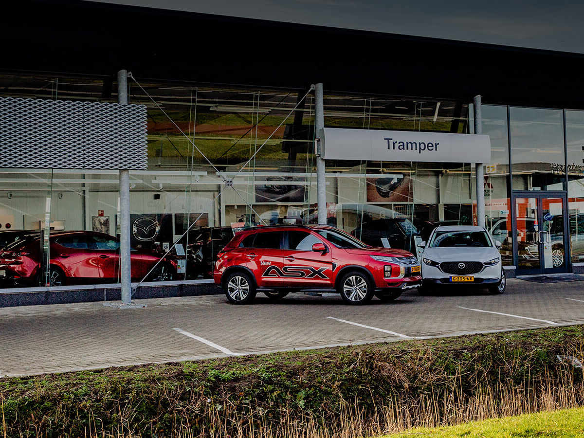 Mazda | Tramper Goes in Goes