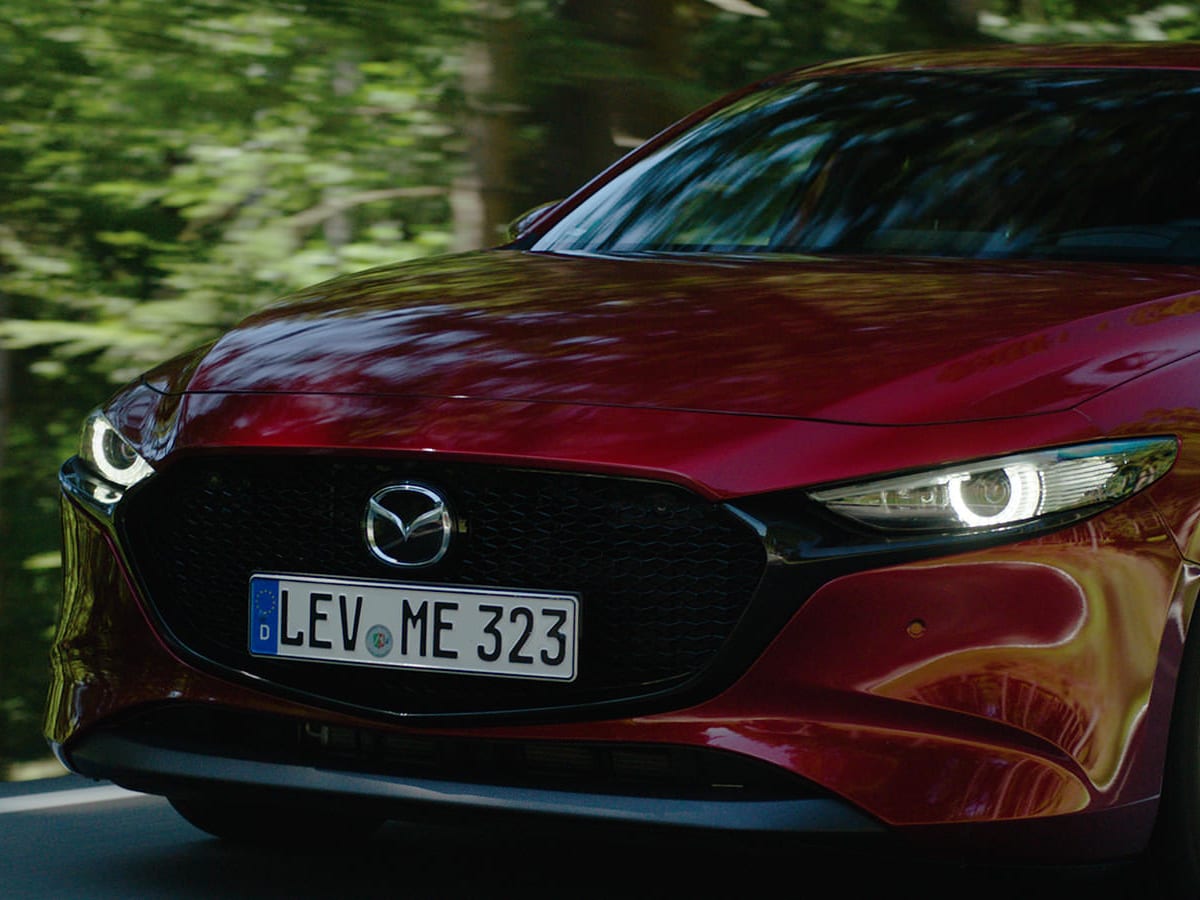 Pri Mazdi skrbimo, da z inovativnimi pristopi vašo izkušnjo izboljšamo.