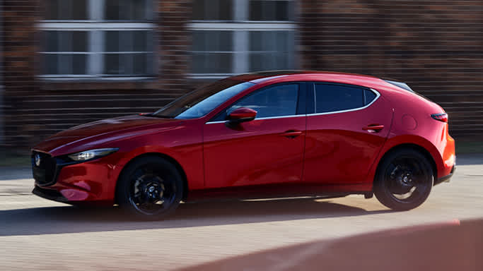 2025 MAZDA3 HATCHBACK – DESIGNED FOR DRIVERS