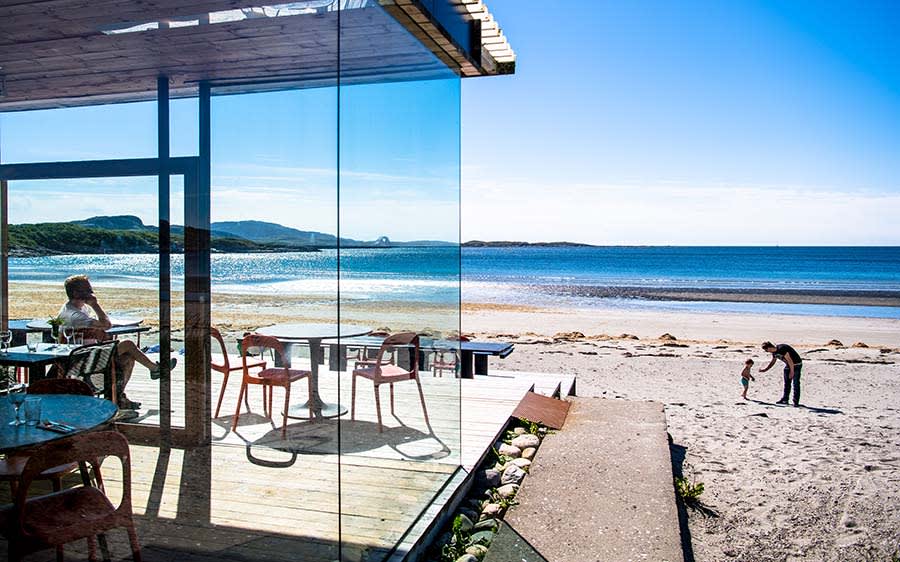 Stokkøya Strandhotell er kåret til et av de beste strandferiestedene i ...