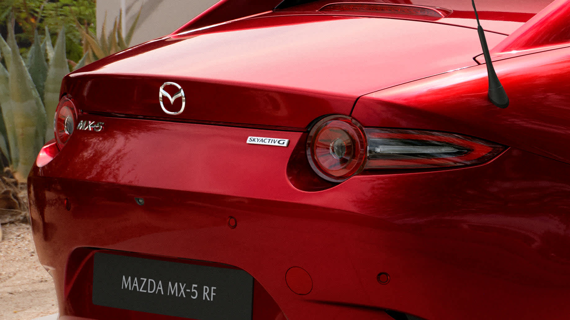 Mazda MX-5 RF | Convertible Hardtop Roadster | Mazda UK