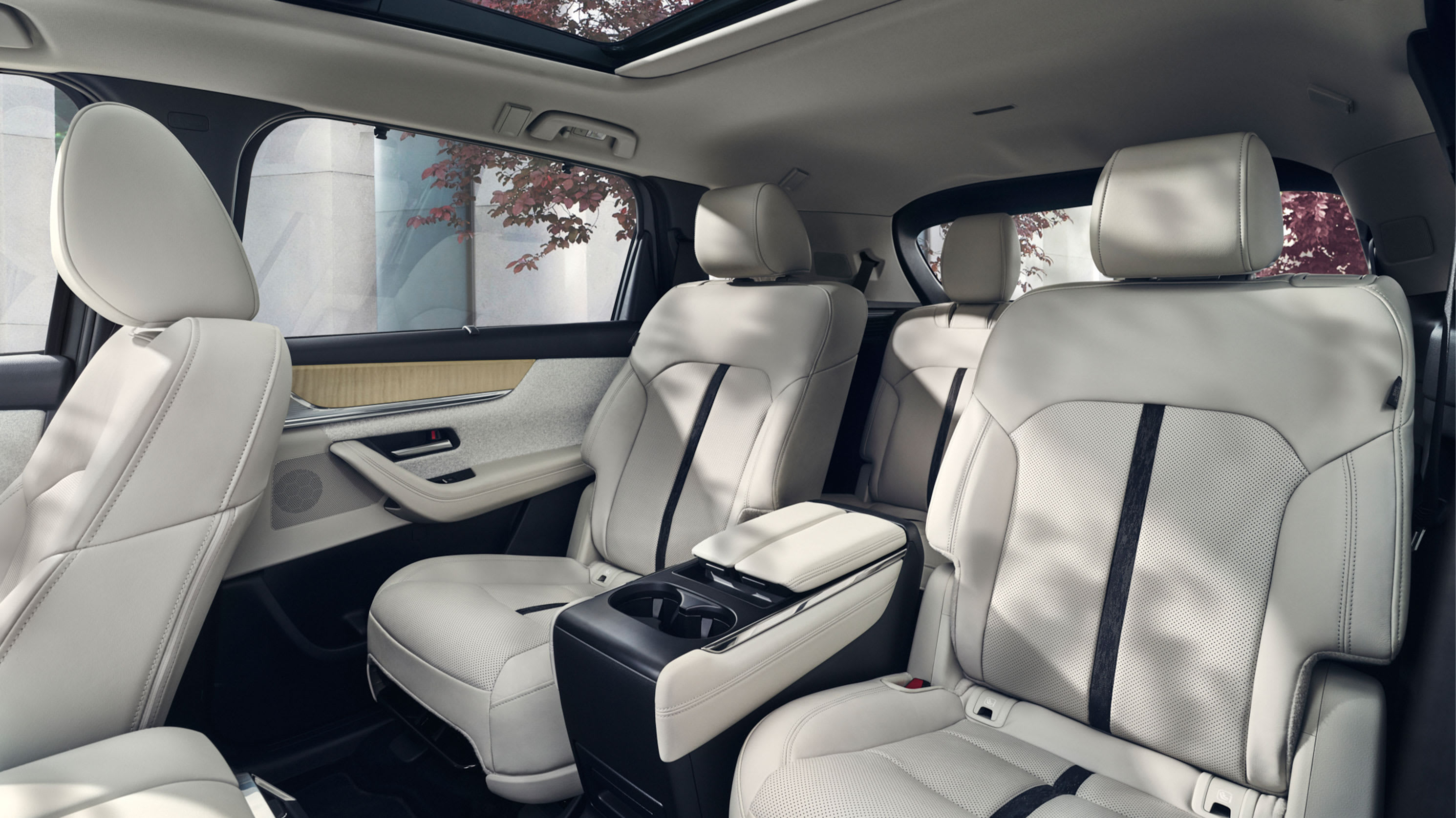 The Mazda CX-80 SUV